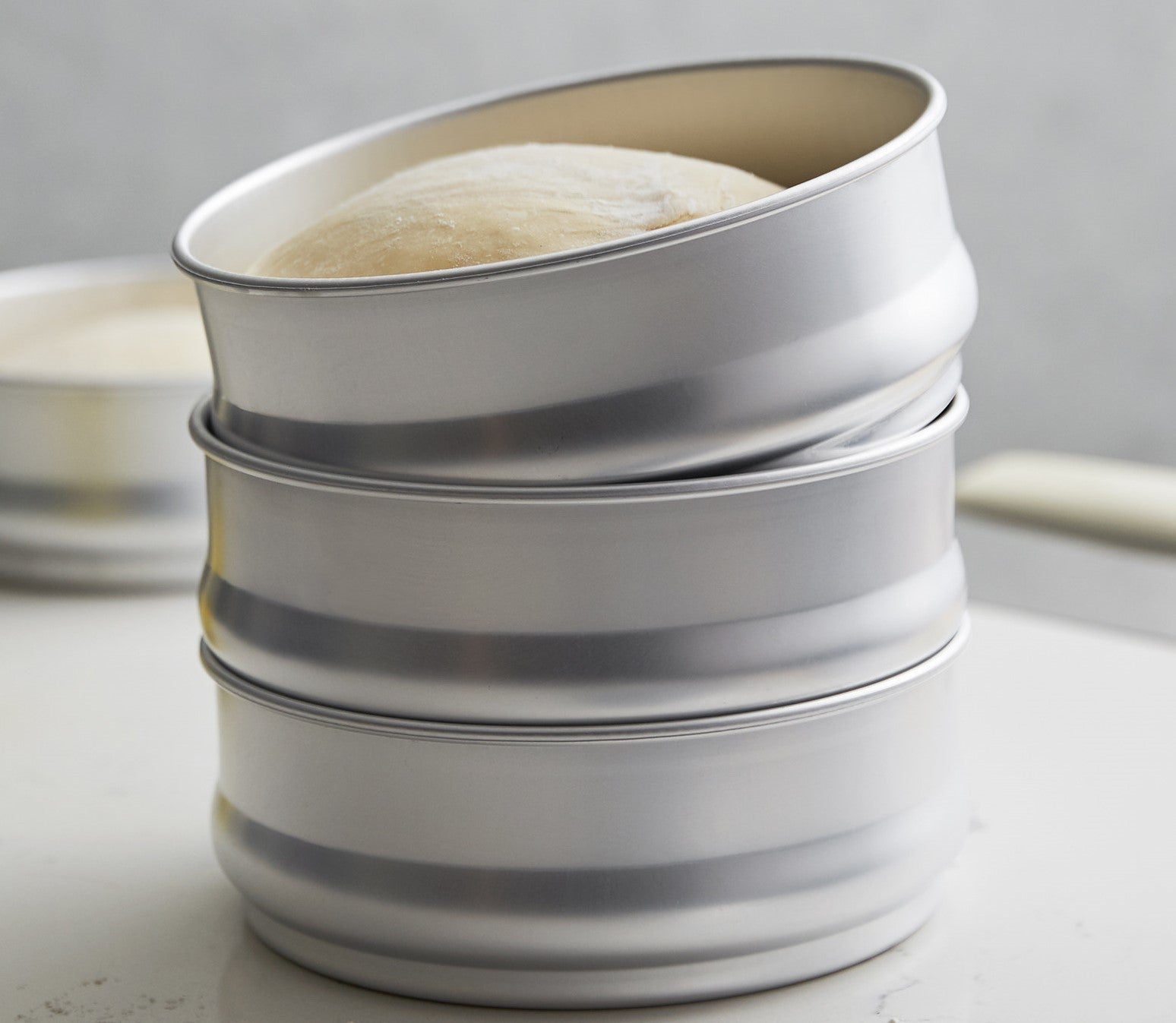 A Guide to Choosing the Right Dough Pans and Lids